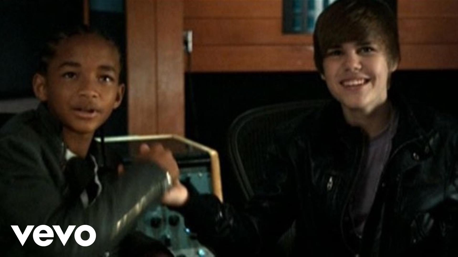 Justin Bieber and The Karate Kid, Jaden Smith, Performing Never Say ...